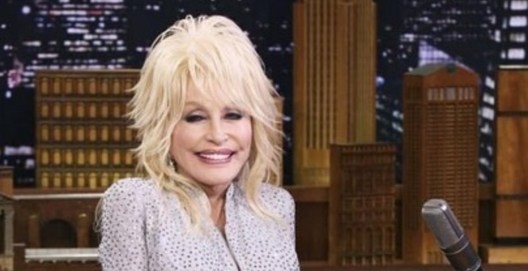 Dolly Parton Reveals The Three Most Important Things To Her Family ...