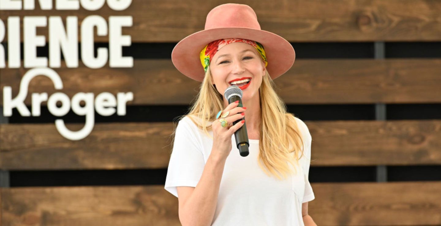 Jewel Details That Terrifying Time A Stalker Left Firebombs Outside Of ...