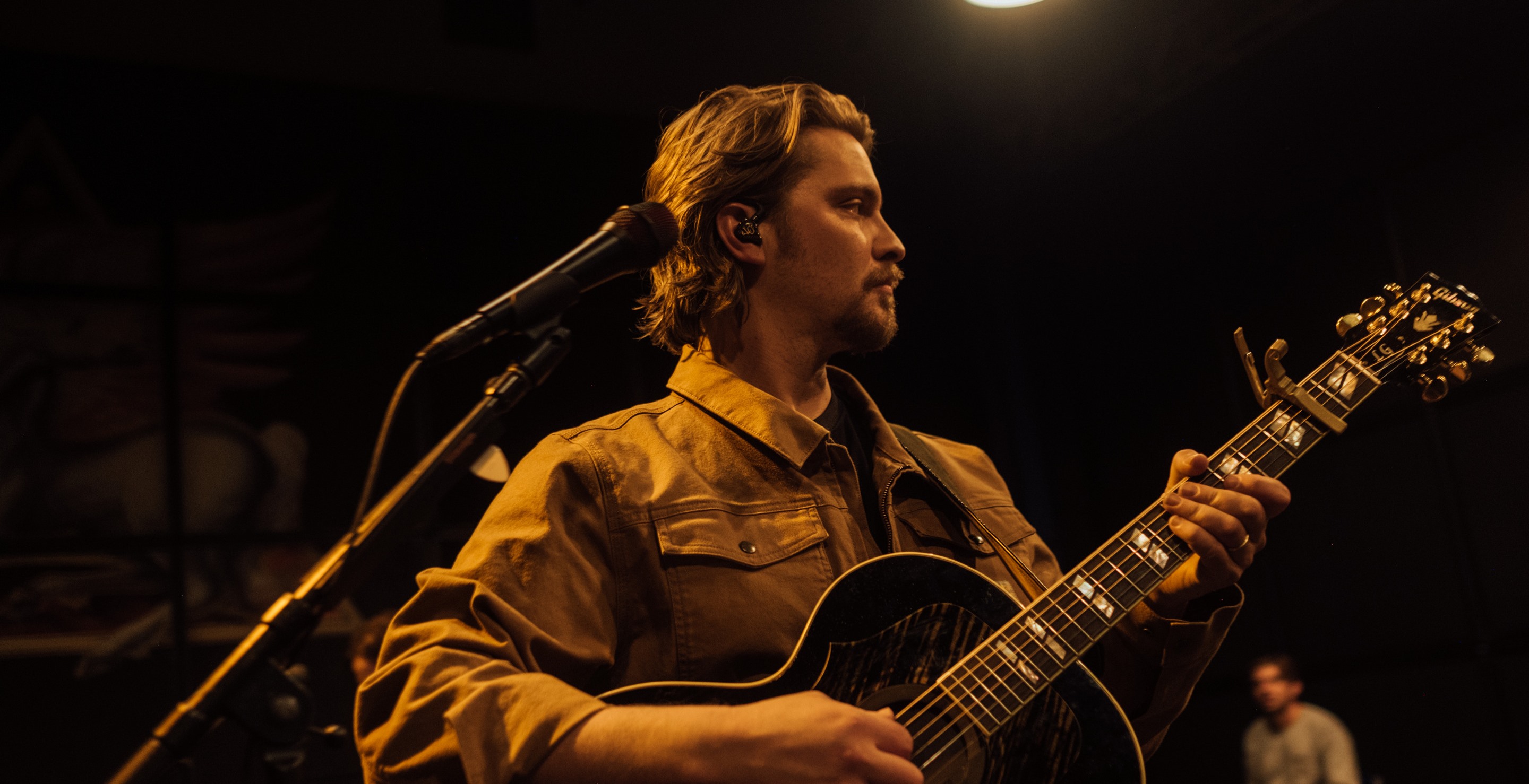 'Yellowstone' Star Luke Grimes Opens Up About Sharing His Truth Through ...