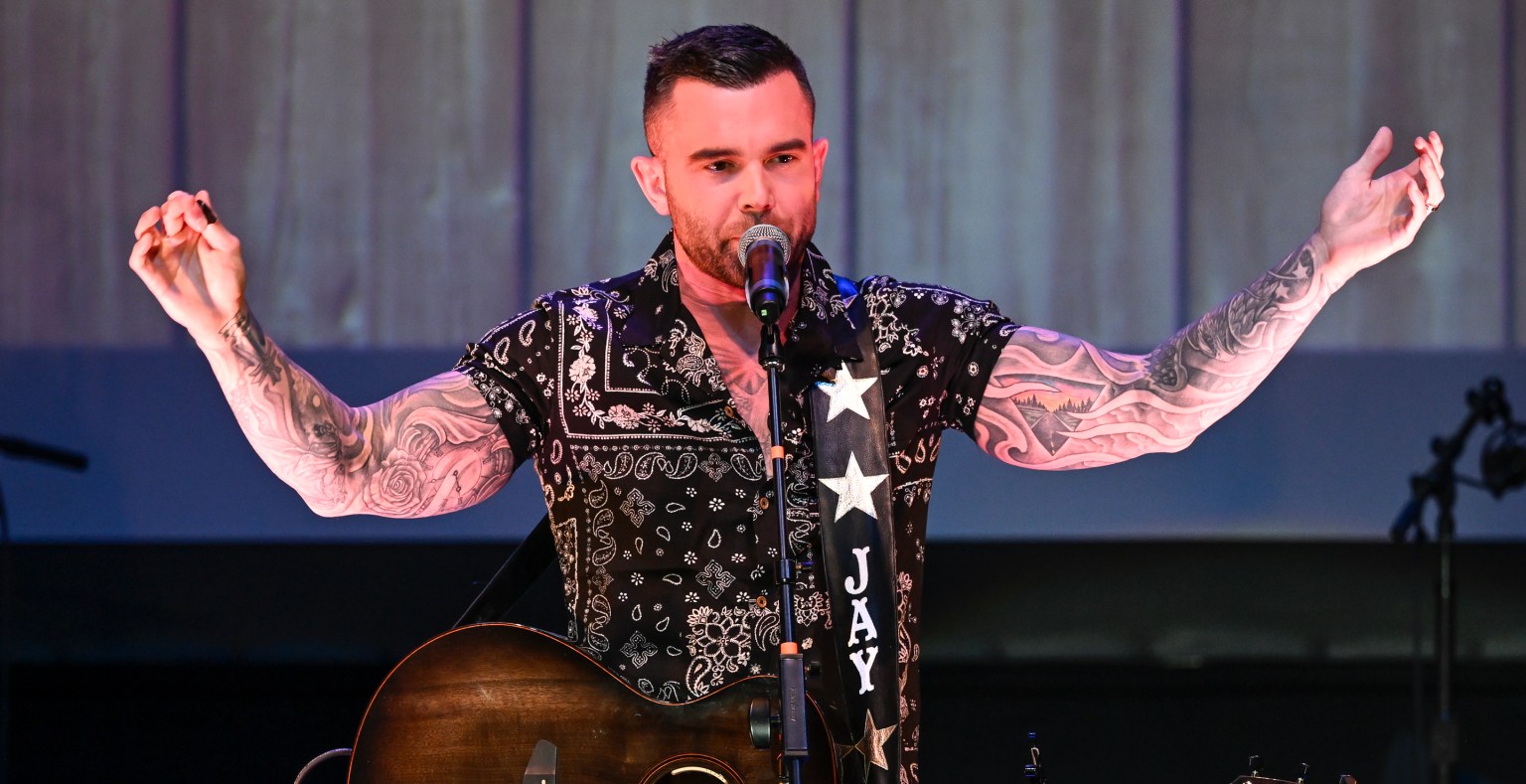Country Singer Jay Allen Robbed At Gunpoint in Nashville - Wide Open ...