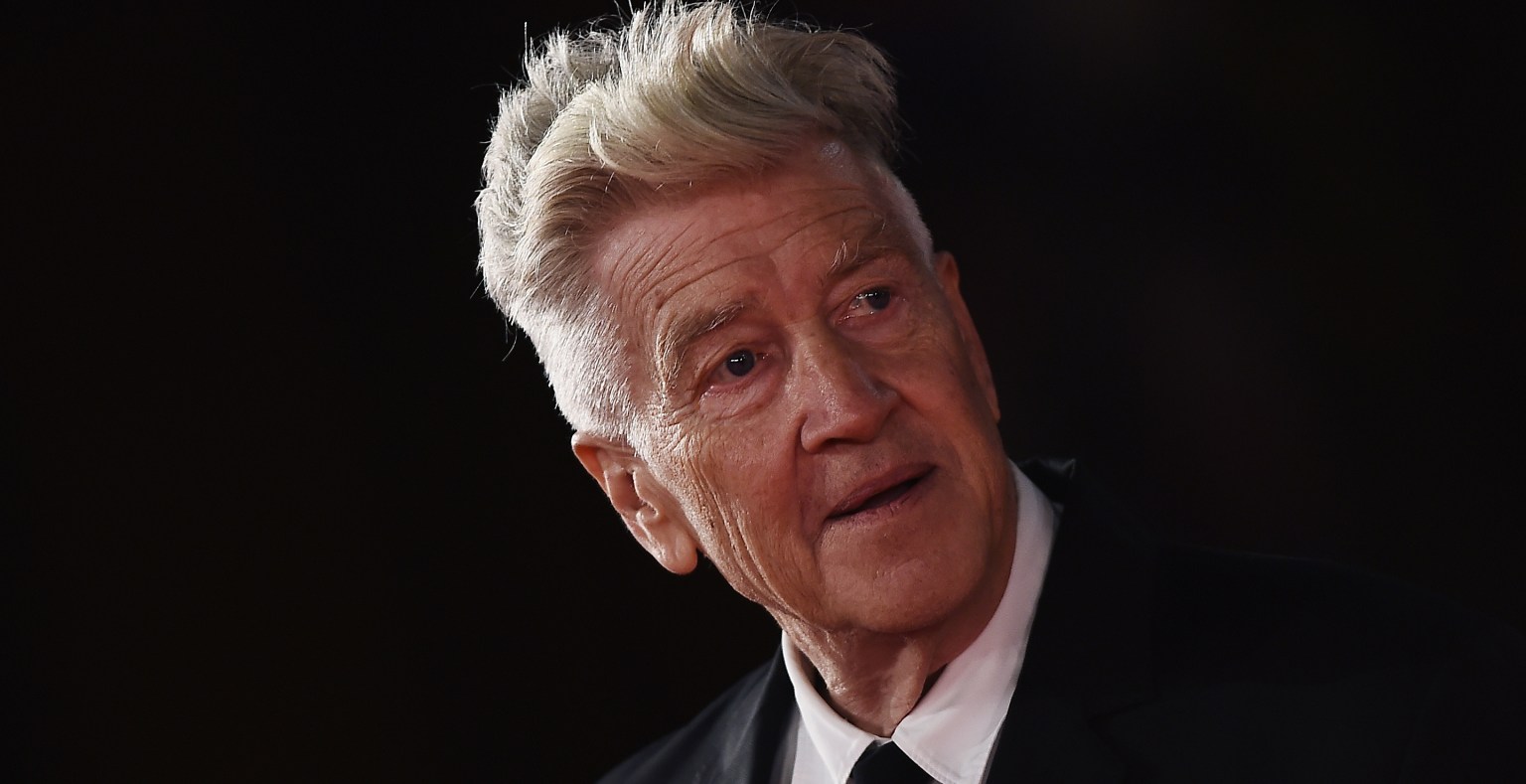Famed Hollywood Director Started Smoking At 8, Now Needs Oxygen To Walk ...
