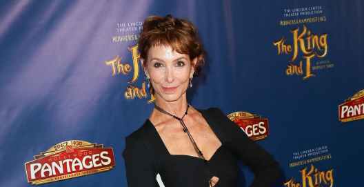 Jill Jacobson, 'Star Trek: The Next Generation' Actress, Dead At 70 ...