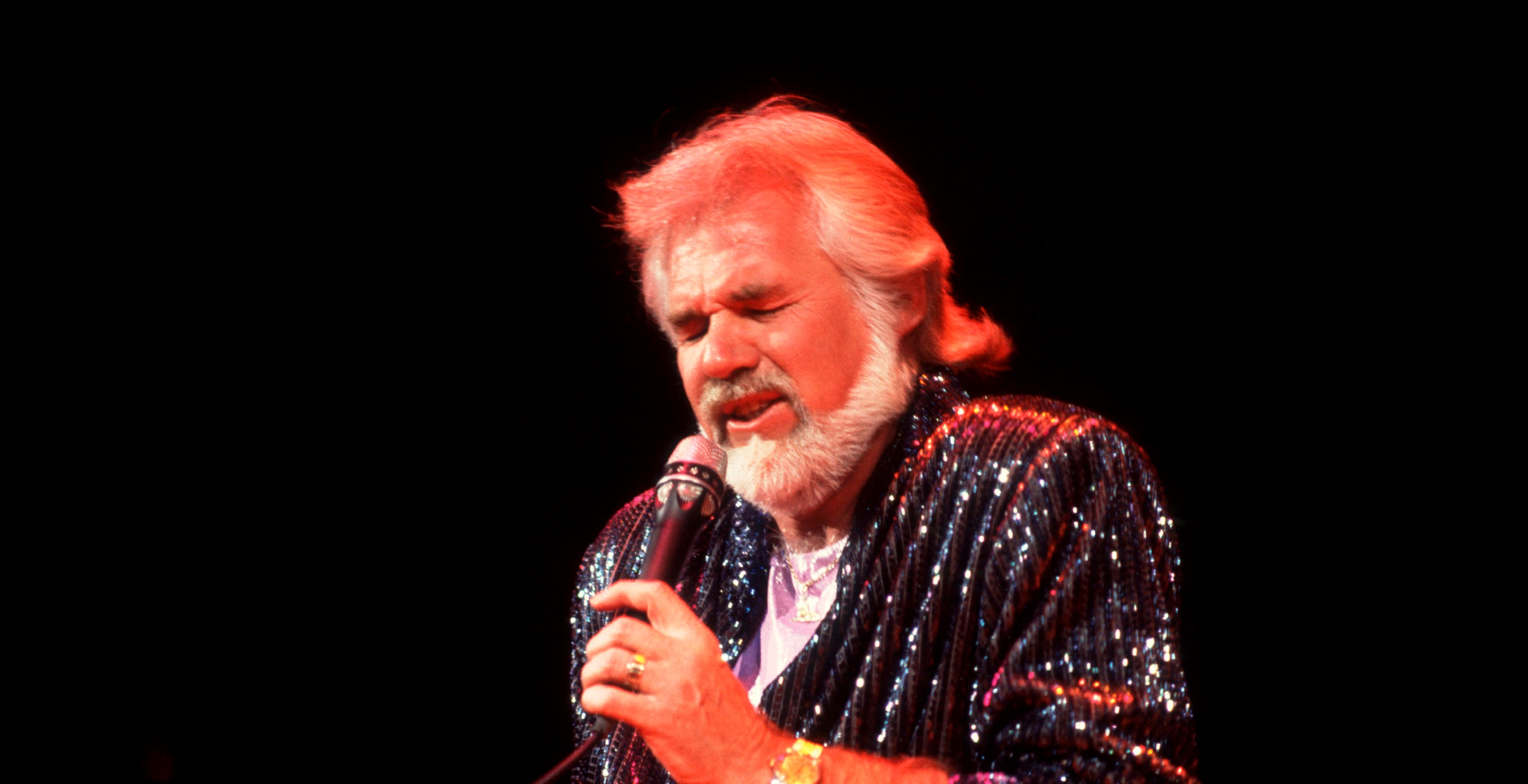 4 Best Country Singers Of The 1980s - Wide Open Country