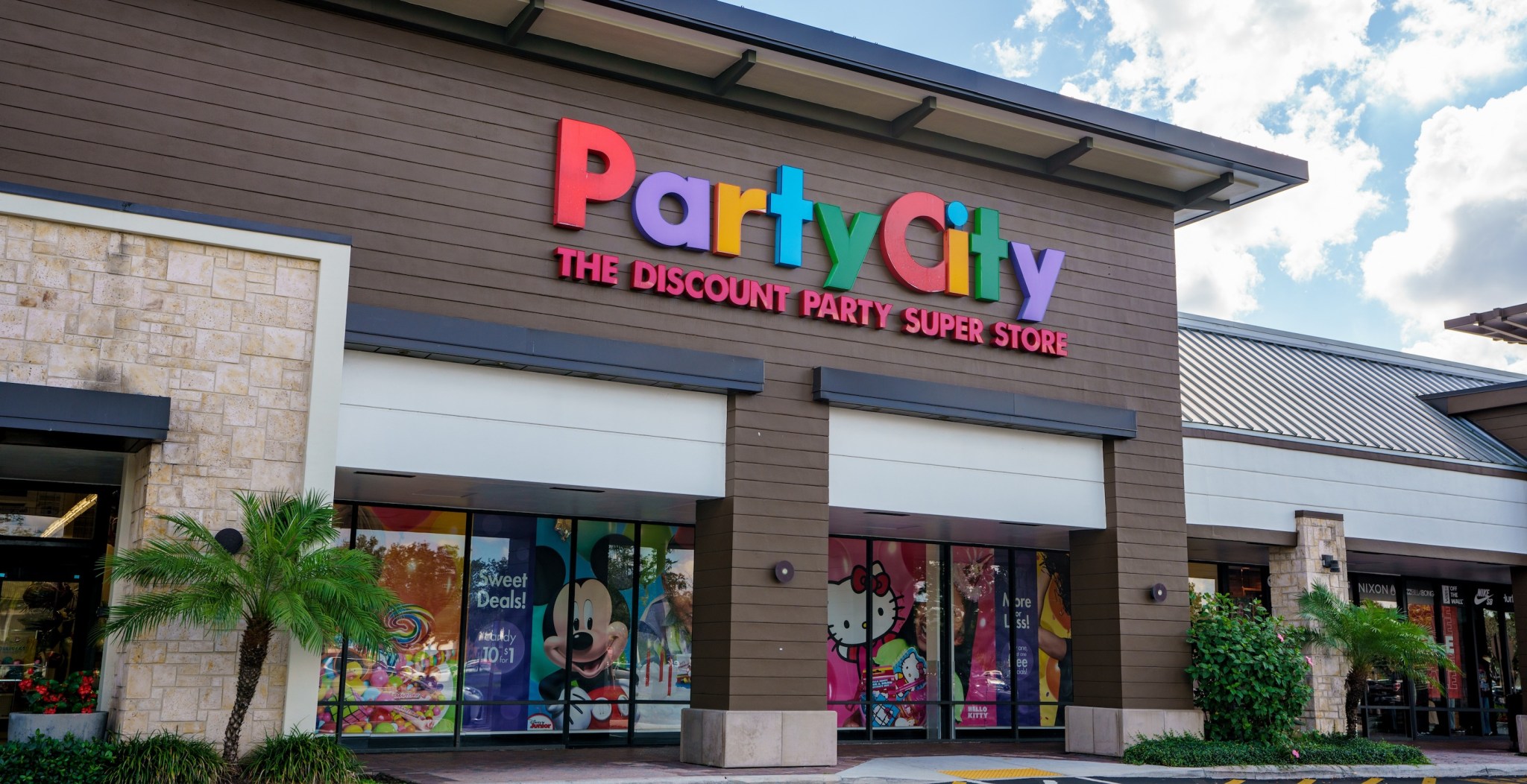 Party City Closing All Stores After Nearly 40 Years Of Business - Wide ...
