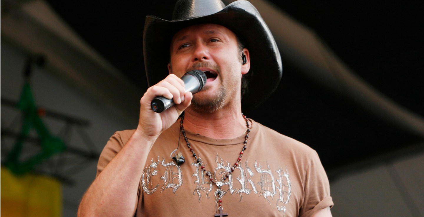 Tim McGraw Is Making Fans' Dreams Come True With Field Of Dreams ...