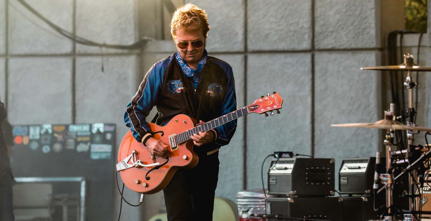 Guitarist Brian Setzer Reveals That He Can't Play Anymore Due to ...