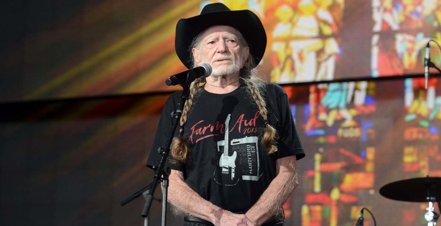 Legendary Willie Nelson Mural Destroyed in Austin, Texas - Wide Open ...