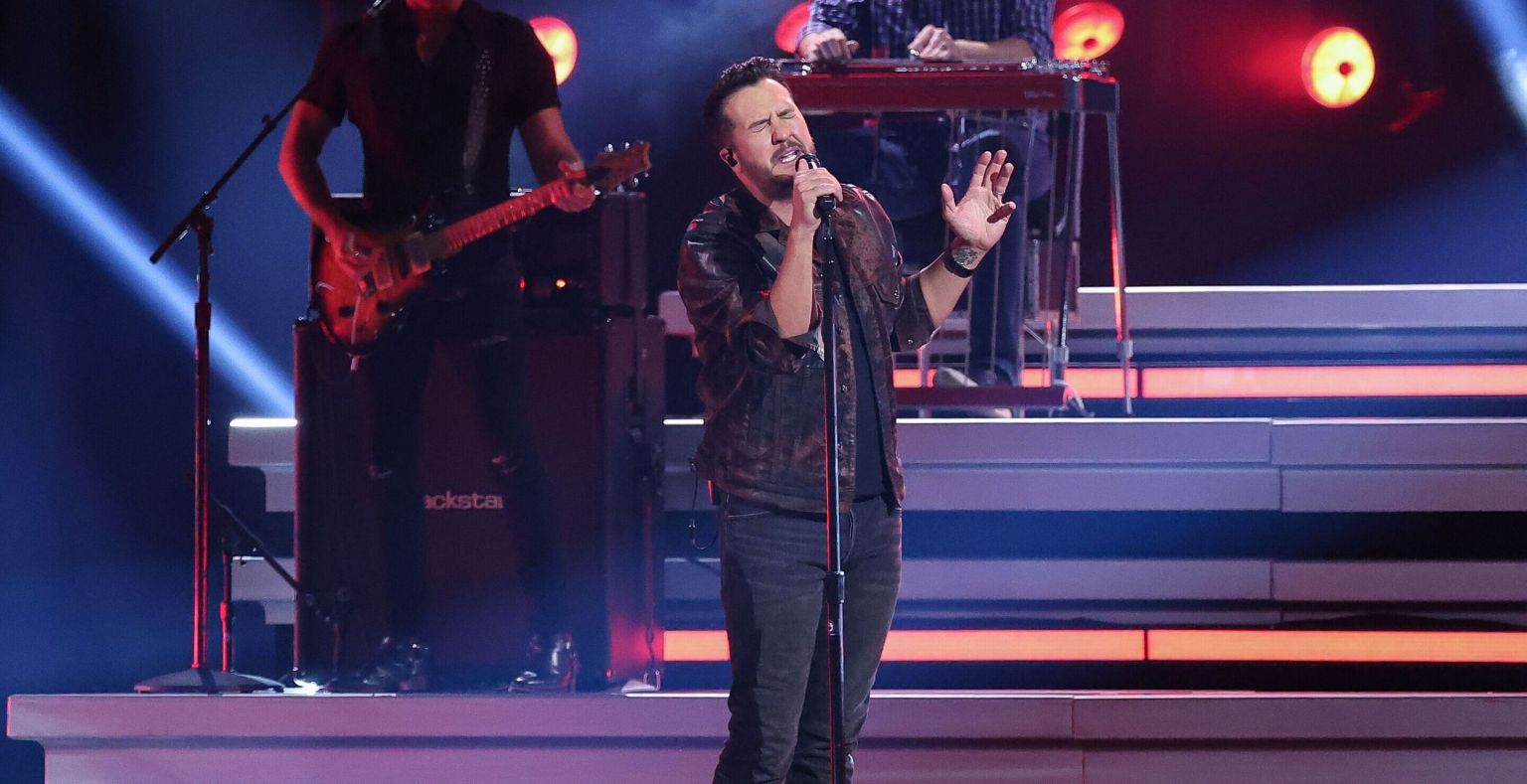 Luke Bryan Praises Beyoncé As "The Greatest Singer In Our Lifetime ...