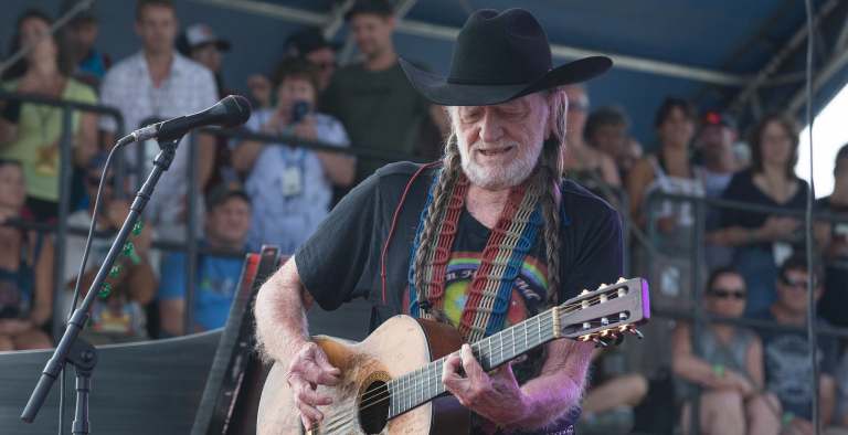 On This Day In 1987 'Red Headed Stranger' Premieres: How Willie Nelson ...