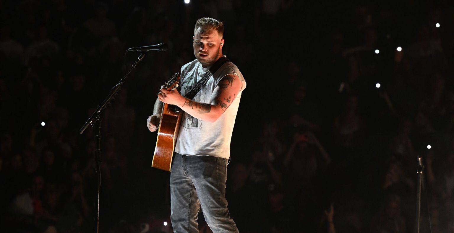 Zach Bryan and Shane Gillis Surprise New Orleans Bar With Show - Wide ...