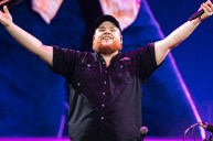 Luke Combs Will Become The First Country Singer To Ever Close This ...