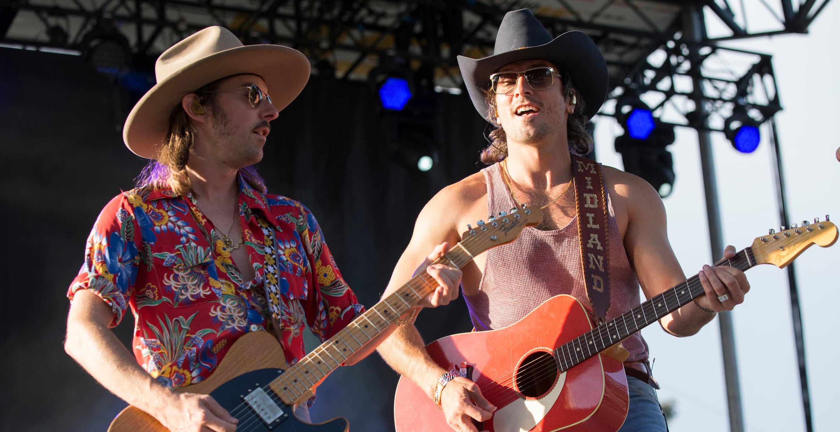 Music Lists: Best Country Songs, Albums & Yearend Recaps