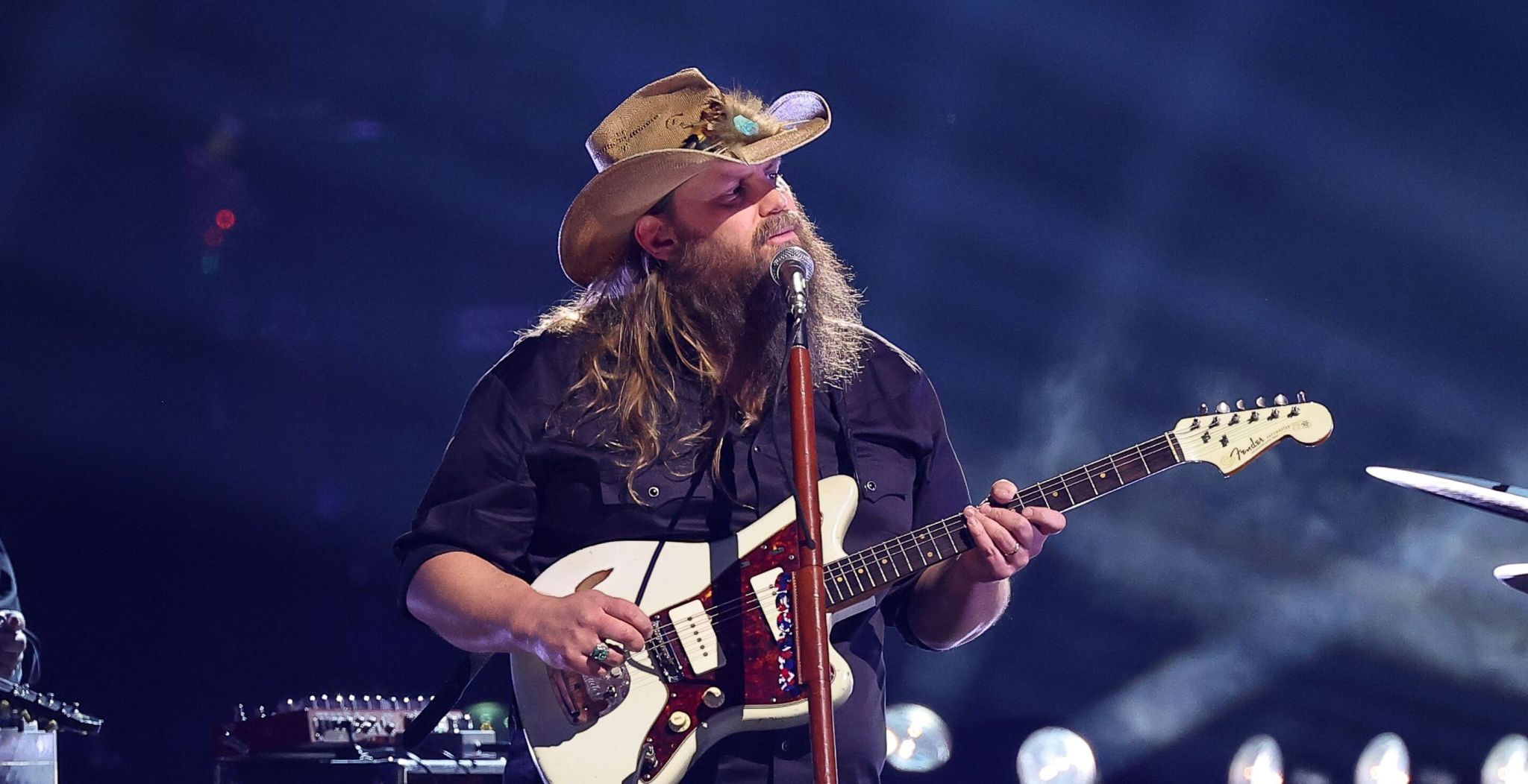 7 Country Singers That Were As Good Live In Concert As They Were On ...