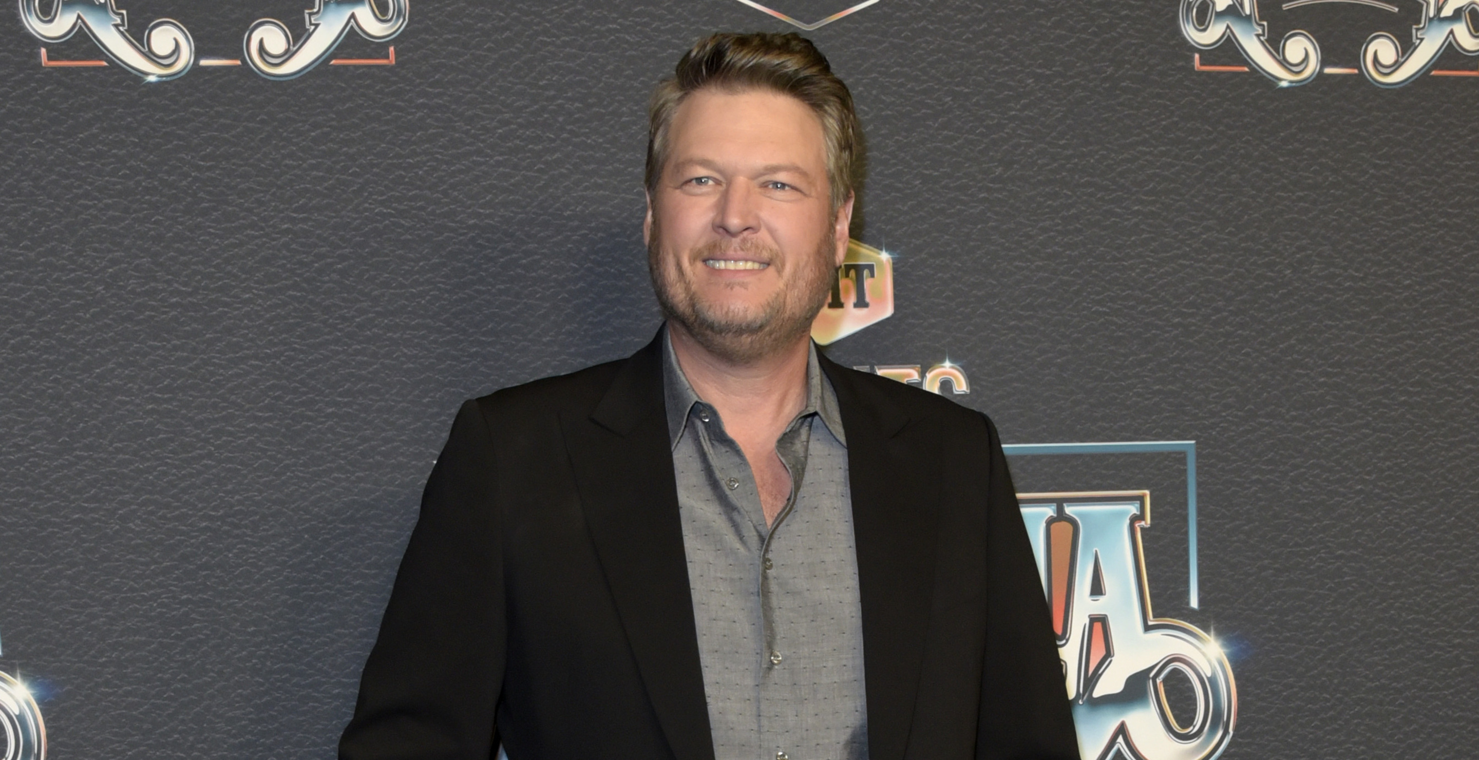 Blake Shelton's "For Recreational Use Only" Signed Briefcase Could Be ...