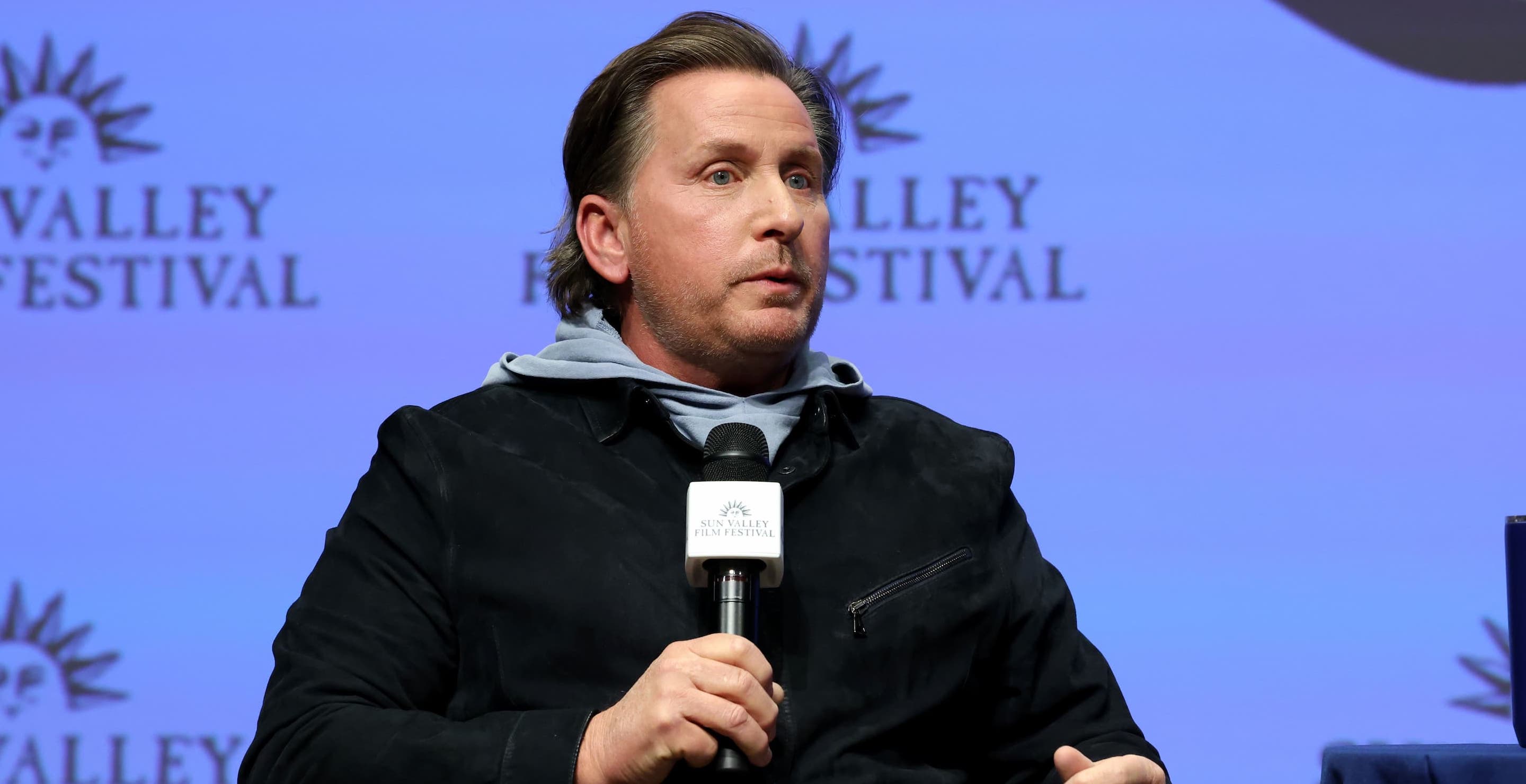 Emilio Estèvez Reveals He Was On Pain Meds When He First Met 'Breakfast ...