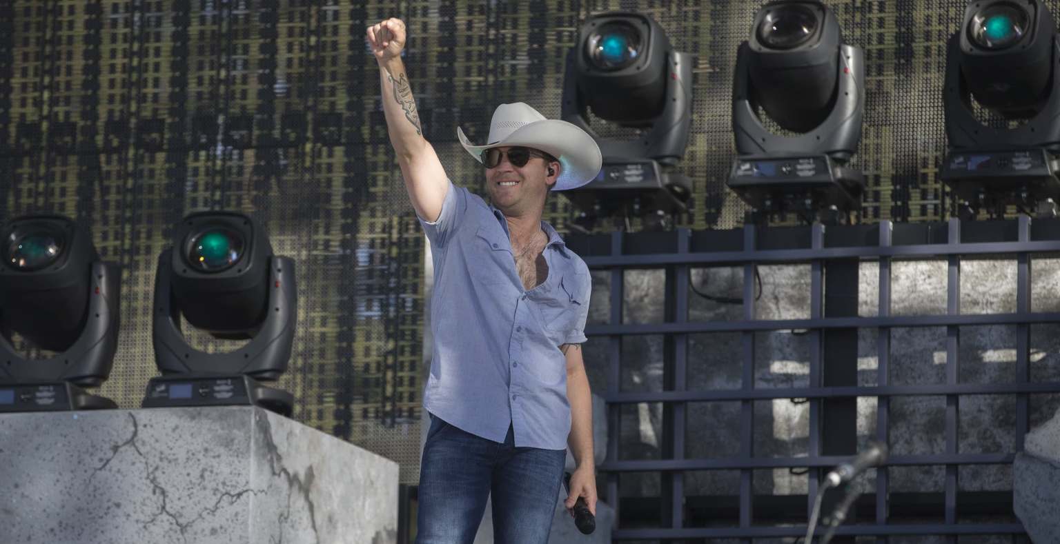 Justin Moore Shares His Real Thoughts On The Current State Of Politics ...