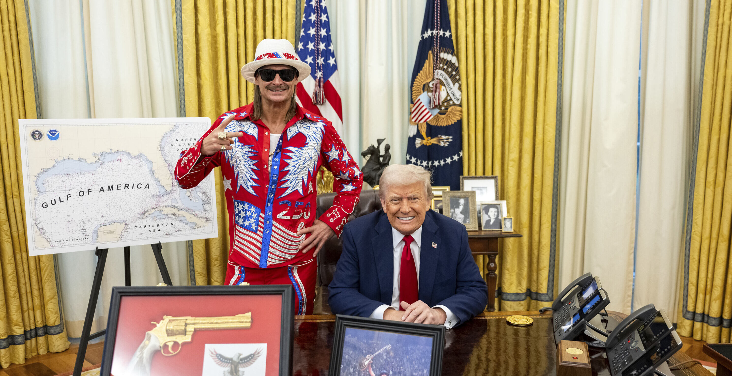 Kid Rock Moons Camera After Going Off On Media For Lack Of Attention ...