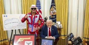 Kid Rock Moons Camera After Going Off On Media For Lack Of Attention ...