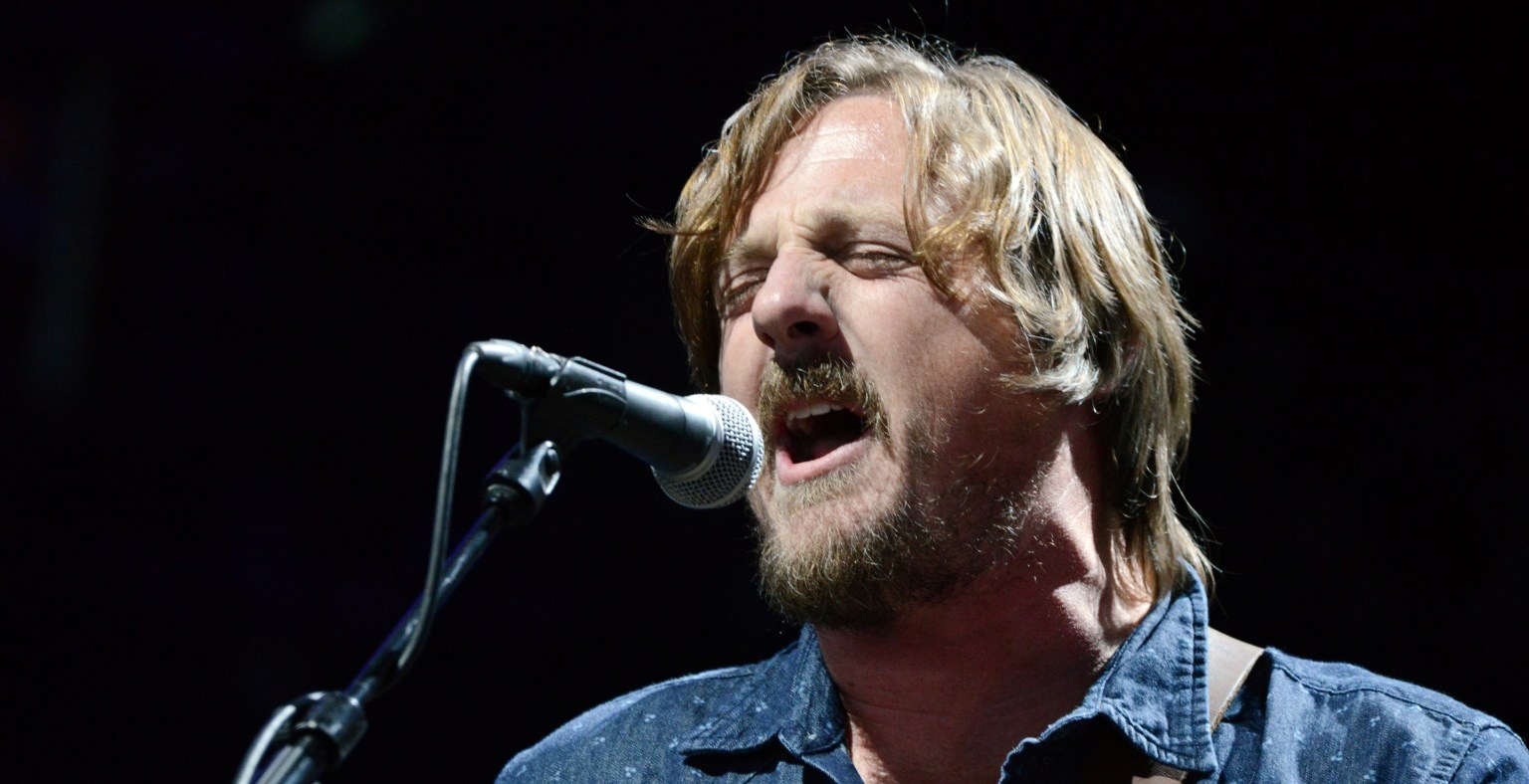 Sturgill Simpson Singing This Nirvana Classic Is The Definition Of Epic ...