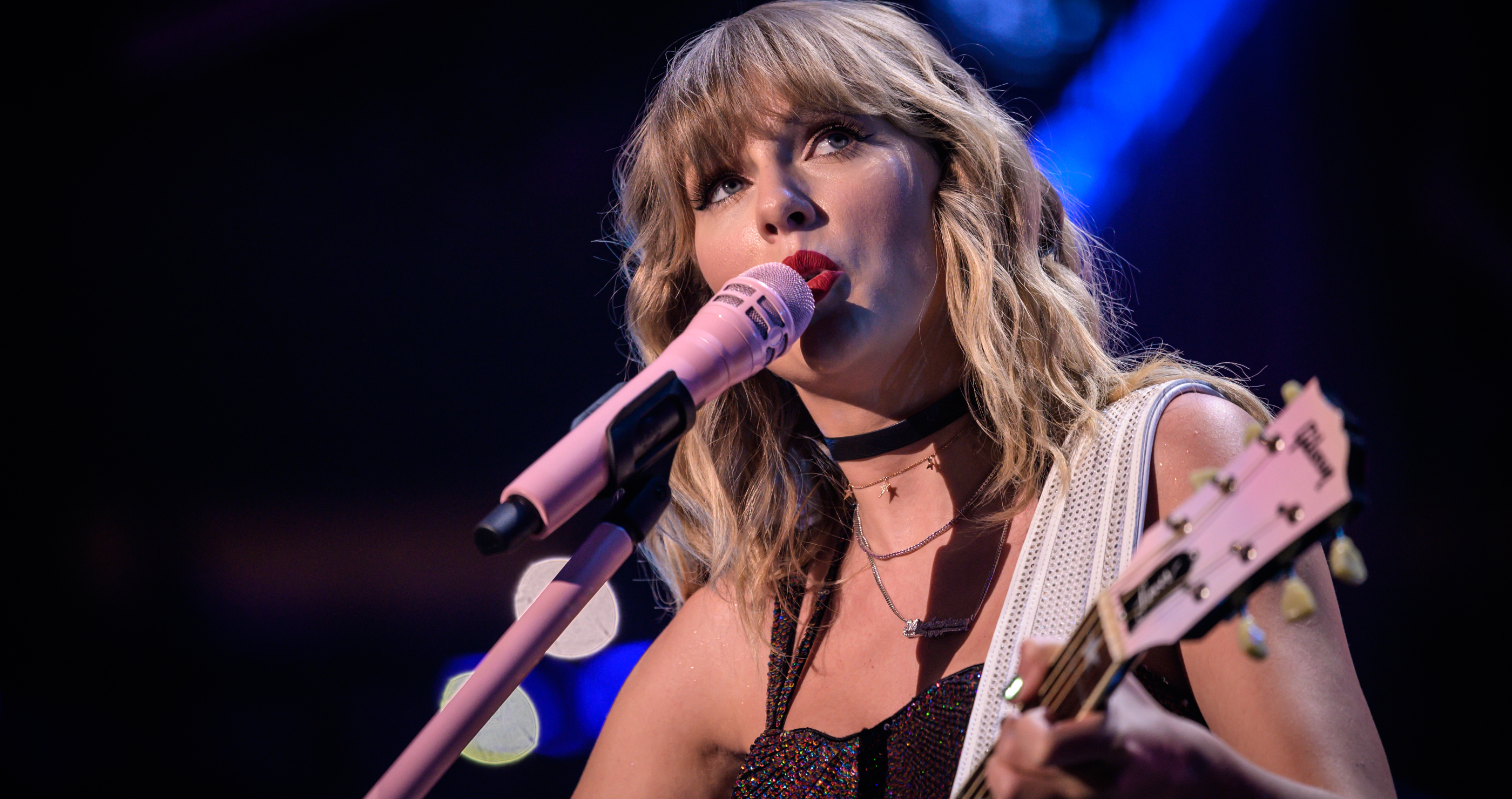 The Song That Taylor Swift Says She Struggles To Connect With Anymore ...