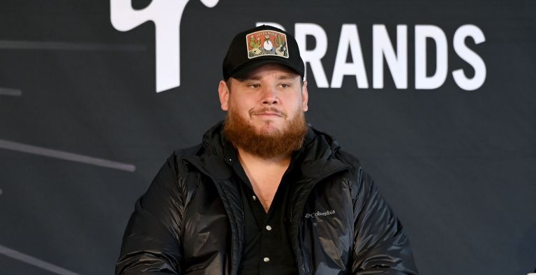 "We're Basic": Despite Wealth, Luke Combs' Family Of Four Lives In 2 ...