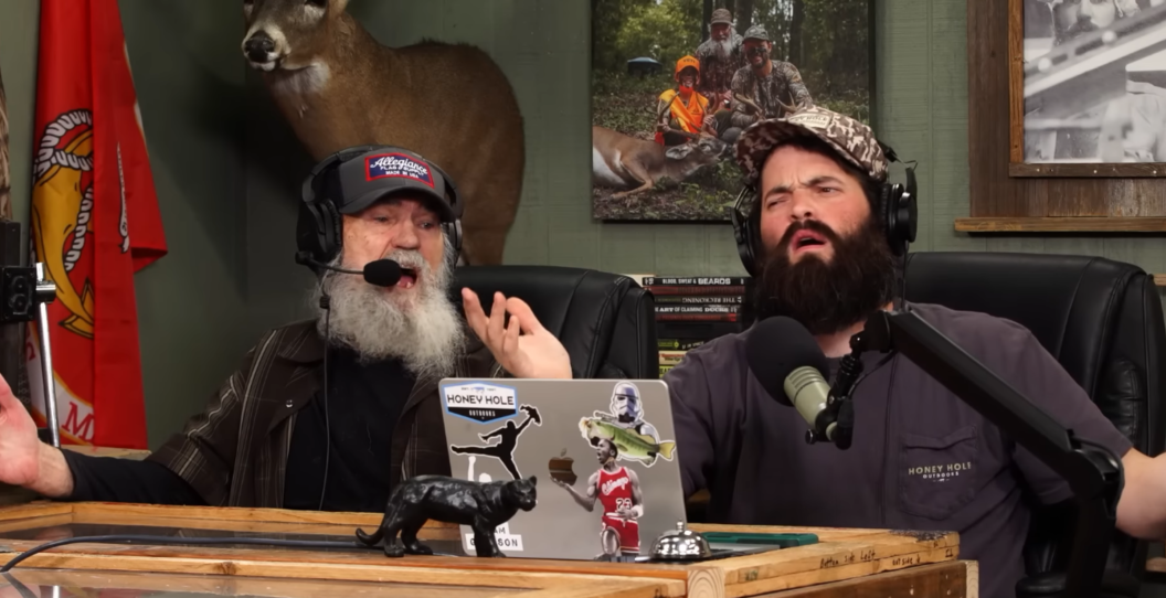 'Duck Dynasty' Si Robertson Takes Offense At One Artist Being Called ...
