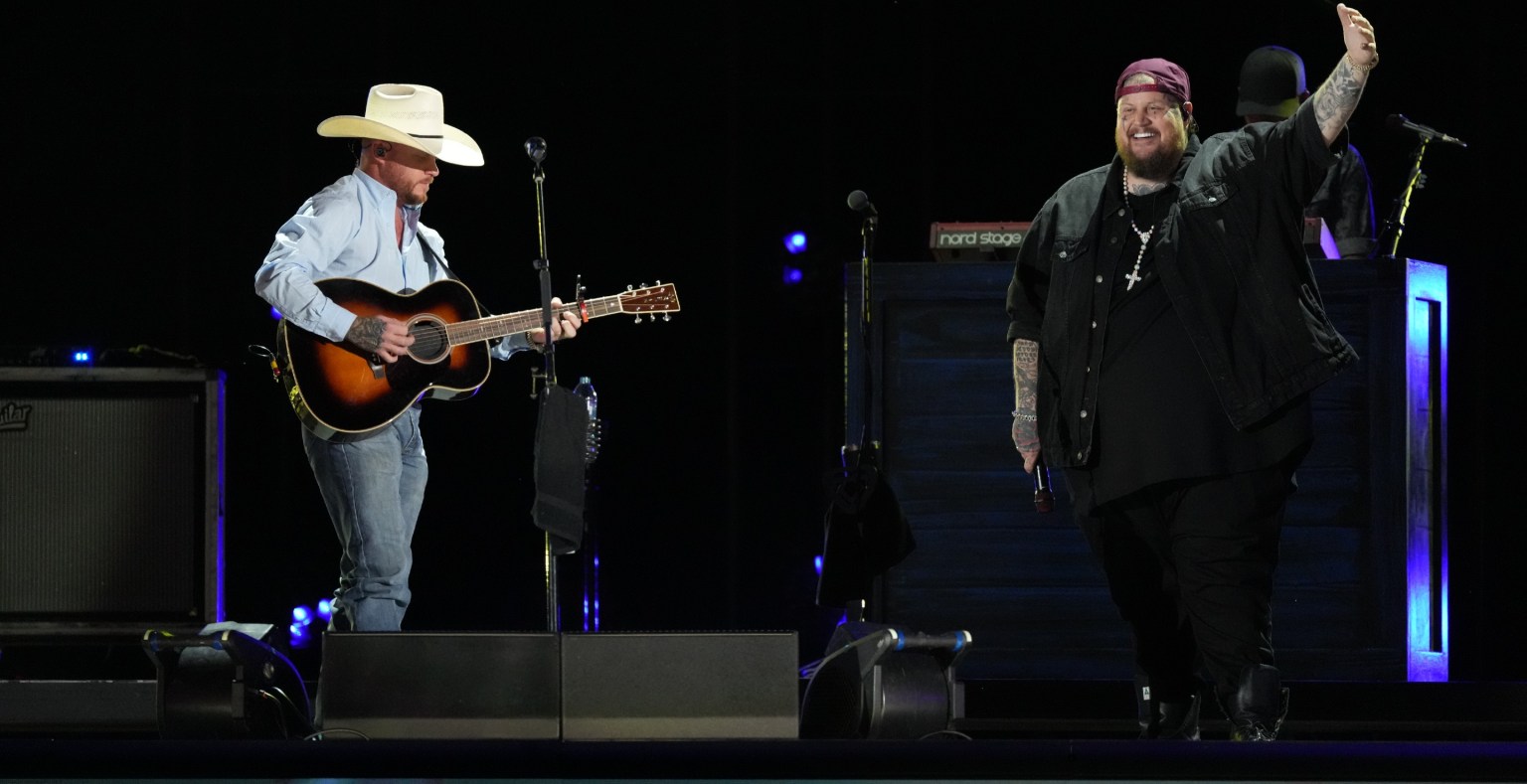 The Singer Jelly Roll Wanted To Win ACM Entertainer Of The Year And Why ...