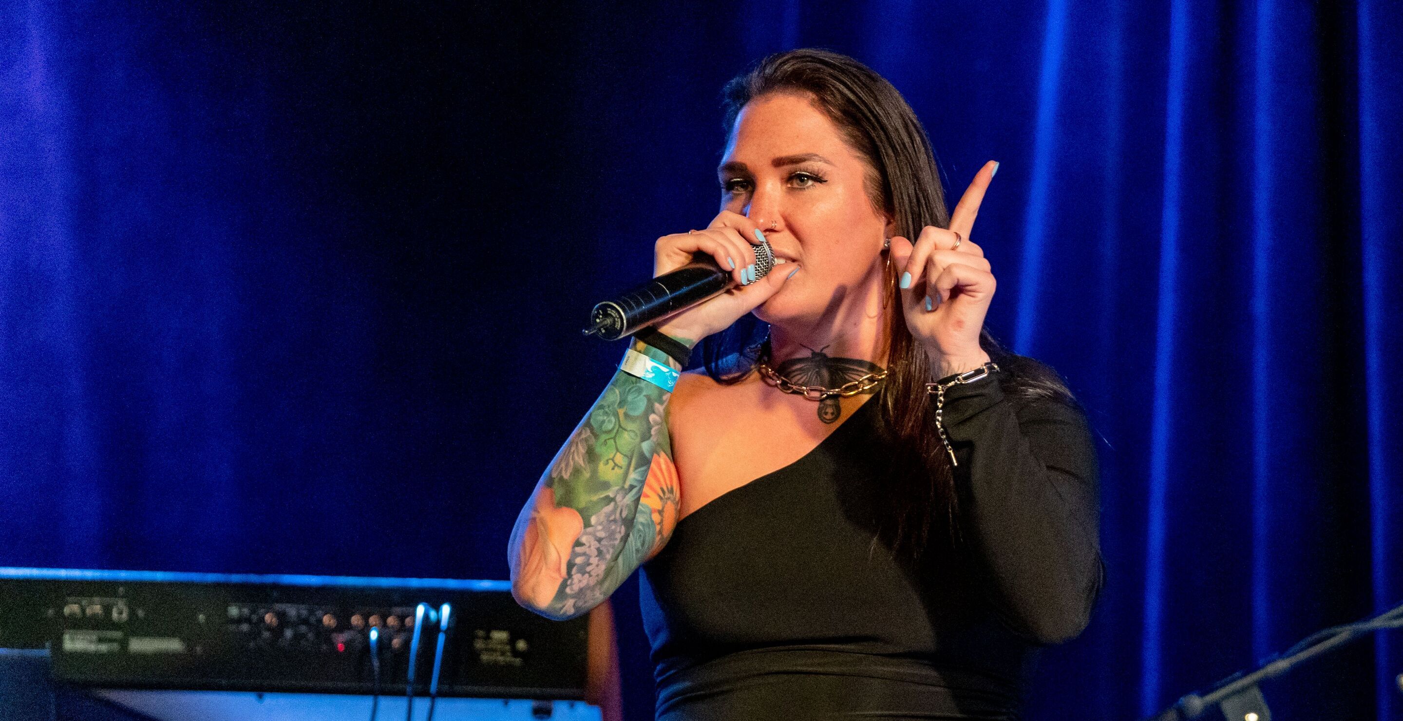 Garth Brooks' Daughter Allie Colleen Wants To Pave Her Own Path In The ...