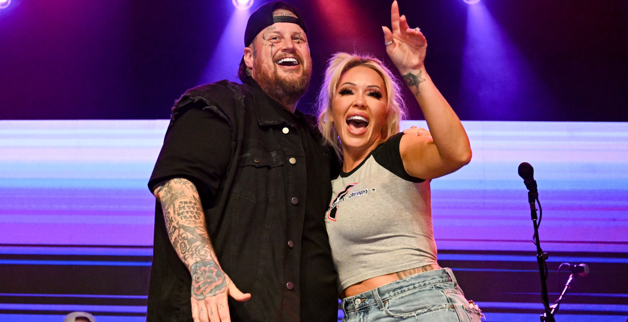 Jelly Roll Claims 'I Was The Gold Digger,' Claps Back at Trolls Going ...