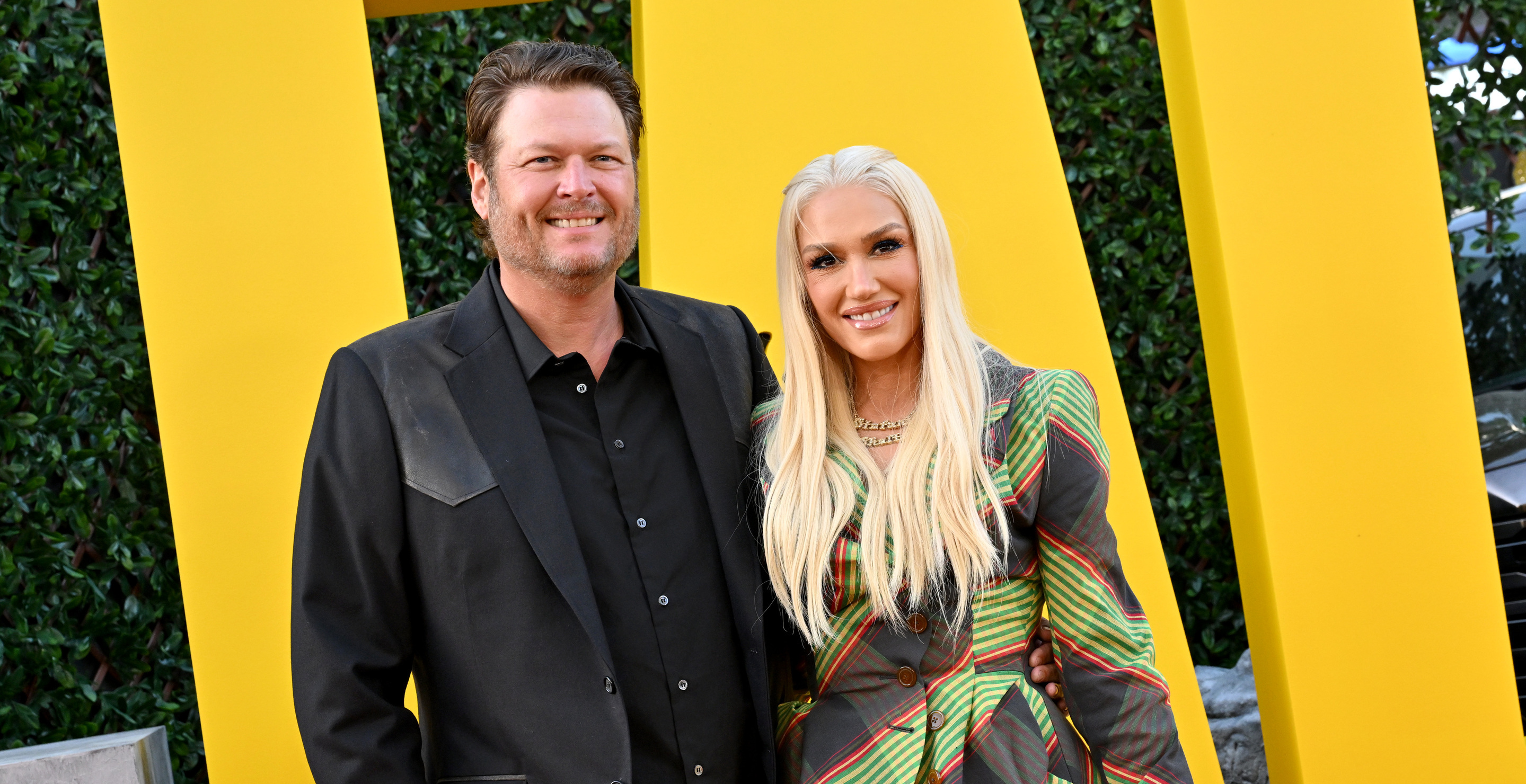 Wait... Gwen Stefani And Blake Shelton Are Involved In A Remake Of What ...