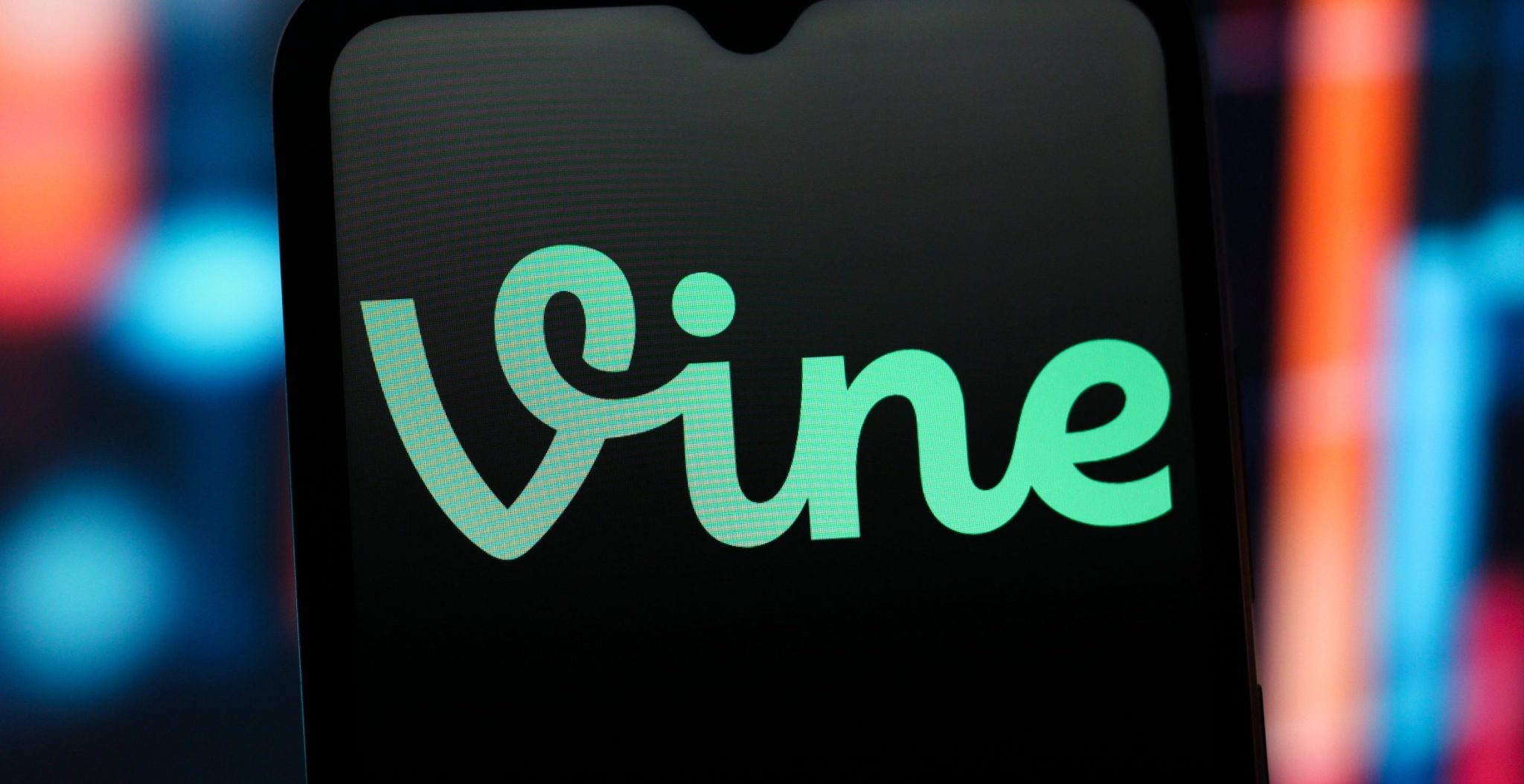 Watch Out, TikTok! Vine Is Getting a Reboot - Wide Open Country