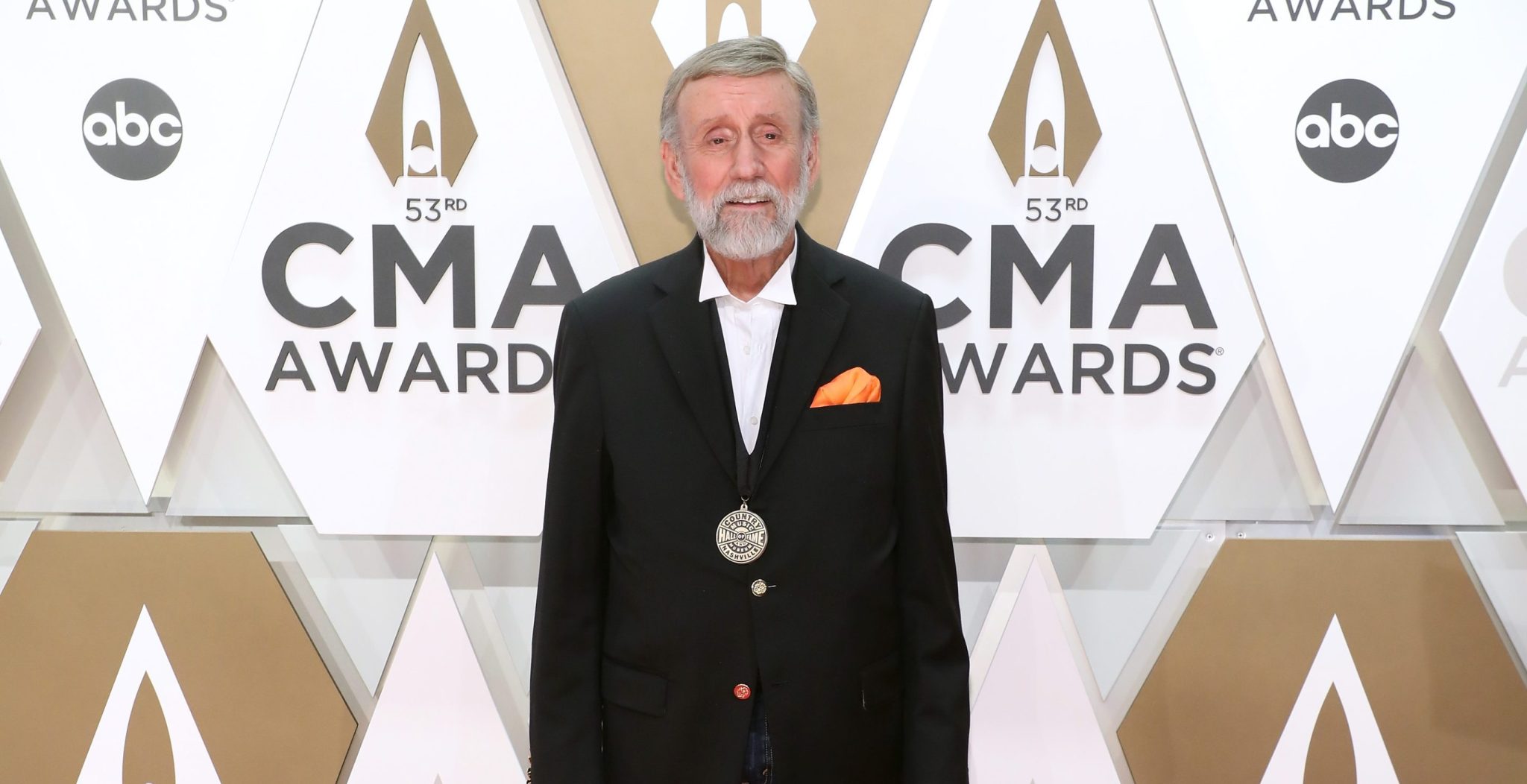 Country Music Hall of Famer Shares Health Update After Heart Attack ...