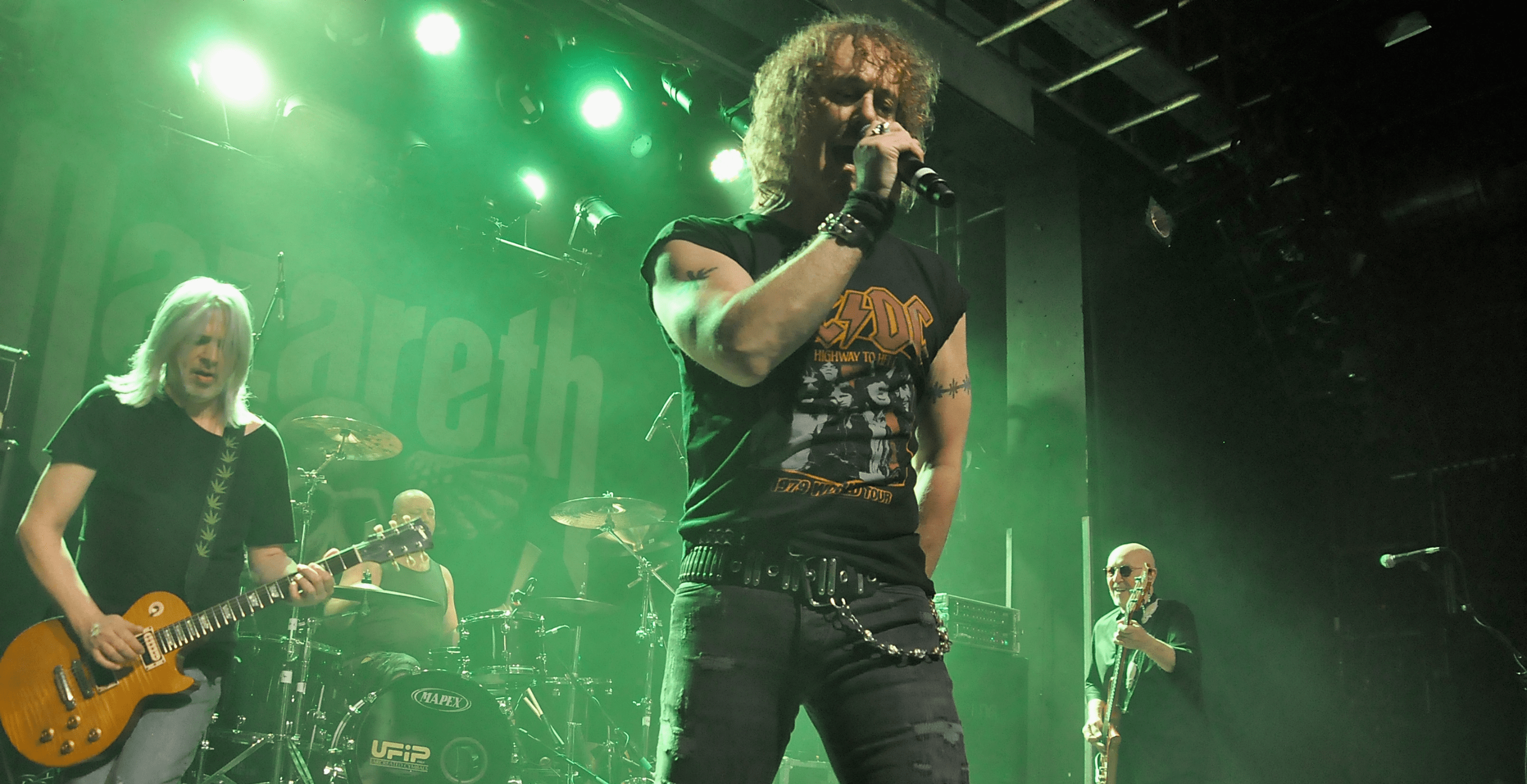 Legendary Rock Band Parts Ways With Lead Singer, Quickly Announces ...