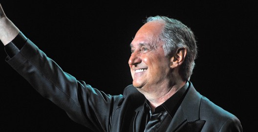 “Breaking Up Is Hard To Do” Singer-Songwriter Neil Sedaka Dead at 86 ...