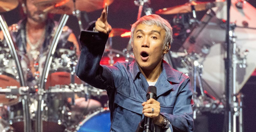 Lead Singer Keeps Trying To Quit but Iconic Rock Band Allegedly Won’t ...