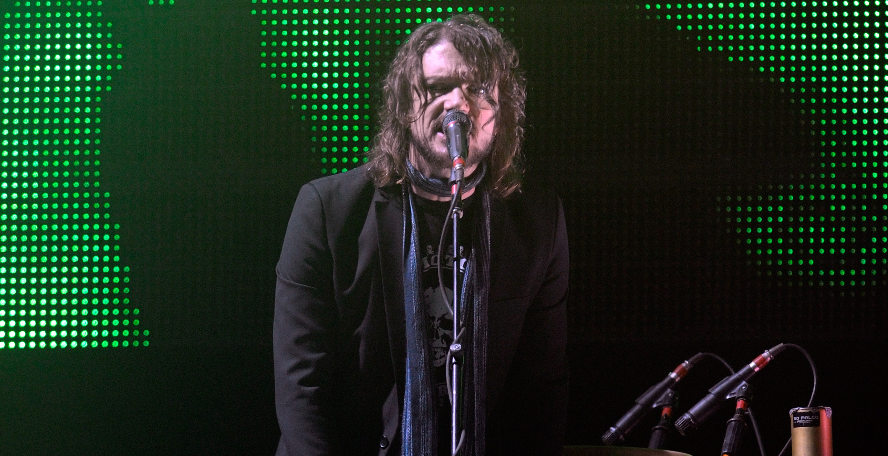 Rock Icon Defends Controversial Album With Bold Claim: 'The Human Brain ...