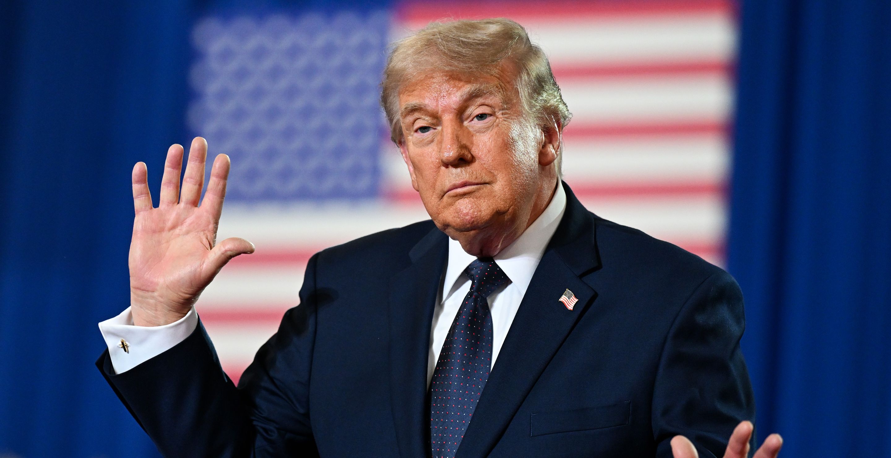 Donald Trump Officials Pushing For New $250 Bill With His Face On It ...