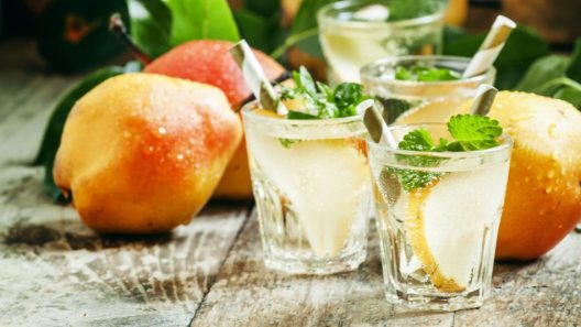 Pear Mojito