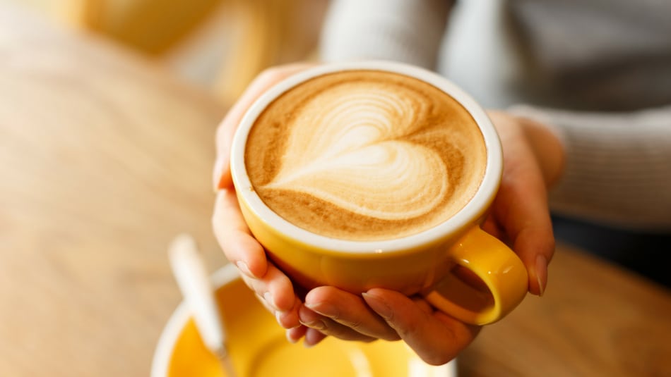 New Study Suggests Coffee Drinkers Live Longer Than Non-Coffee Drinkers