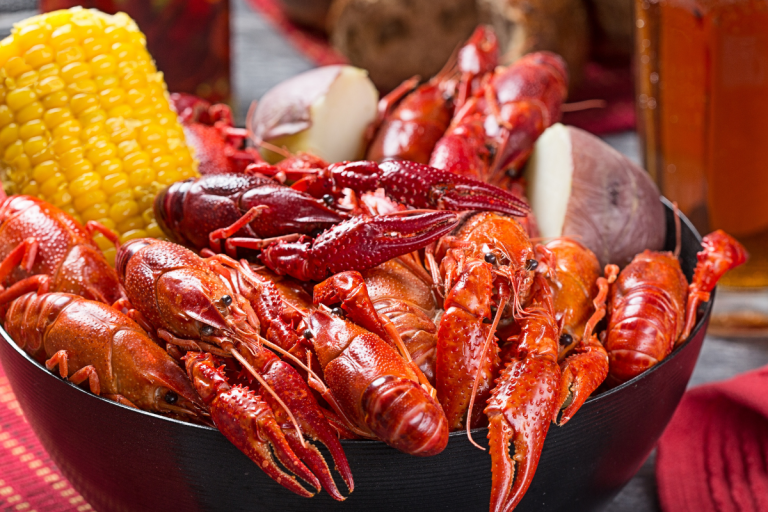 When is it Crawfish Season And Where Can I Eat Them?