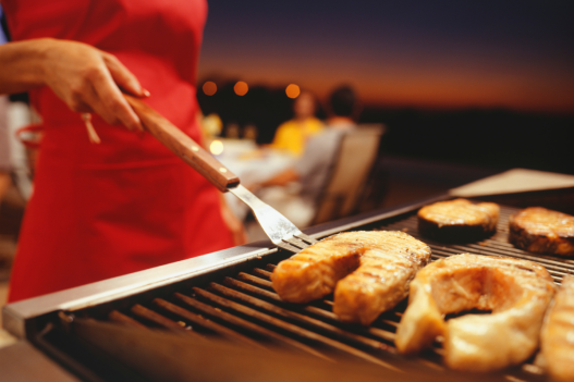 What is a Fish Spatula and Why Every Outdoor Cook Should Have One