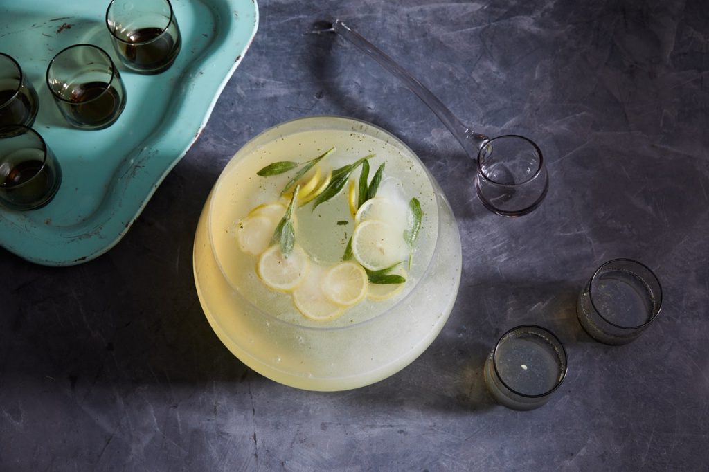 15 Winter Punch Recipes to Spice Up the Holiday Party